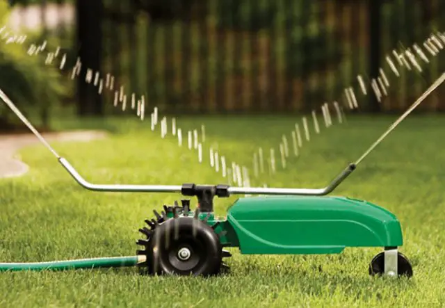 How do Tractor Traveling Sprinklers Work? – Amaze Vege Garden